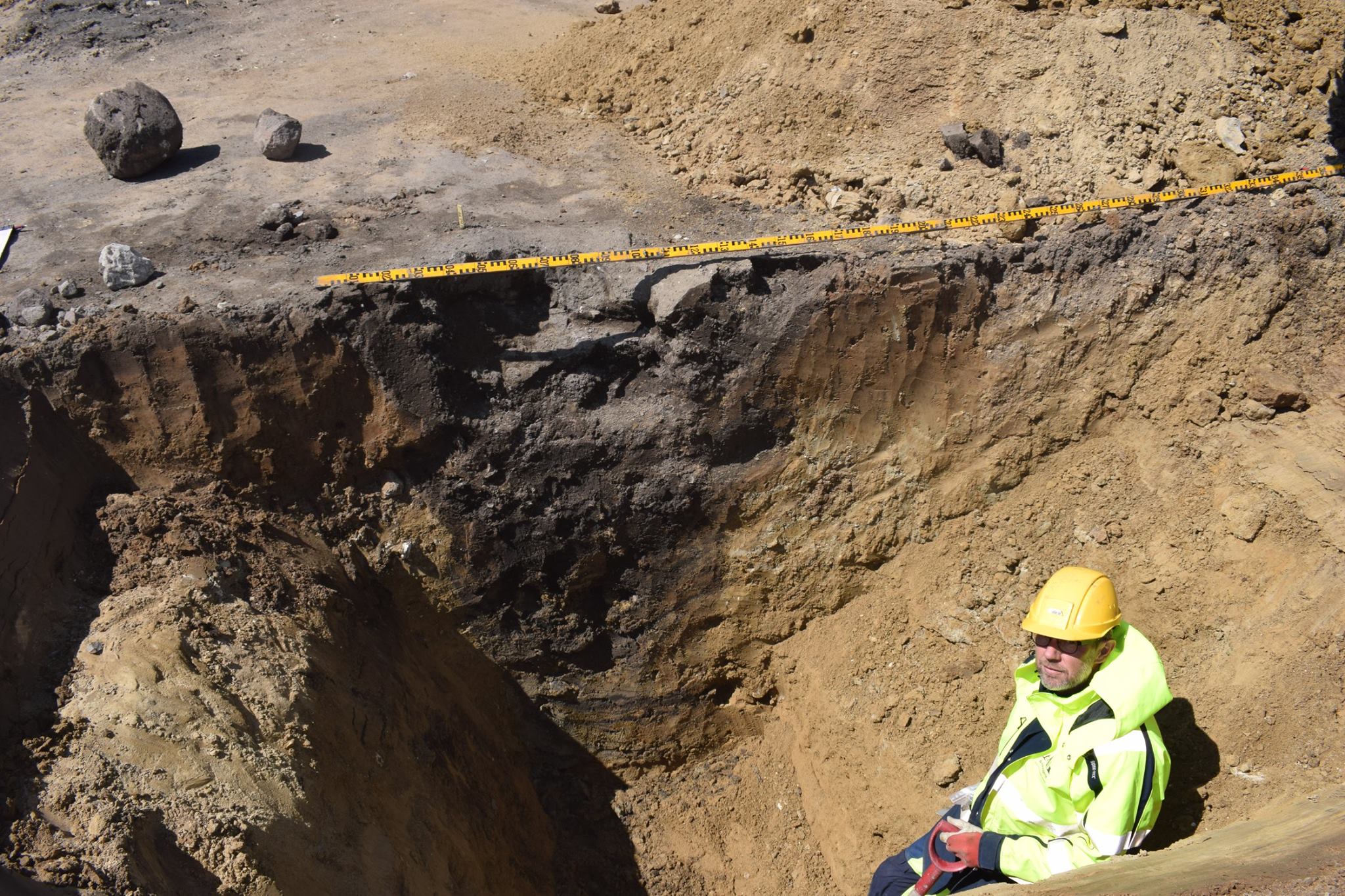 Brunnar och skelett | Arkeologerna